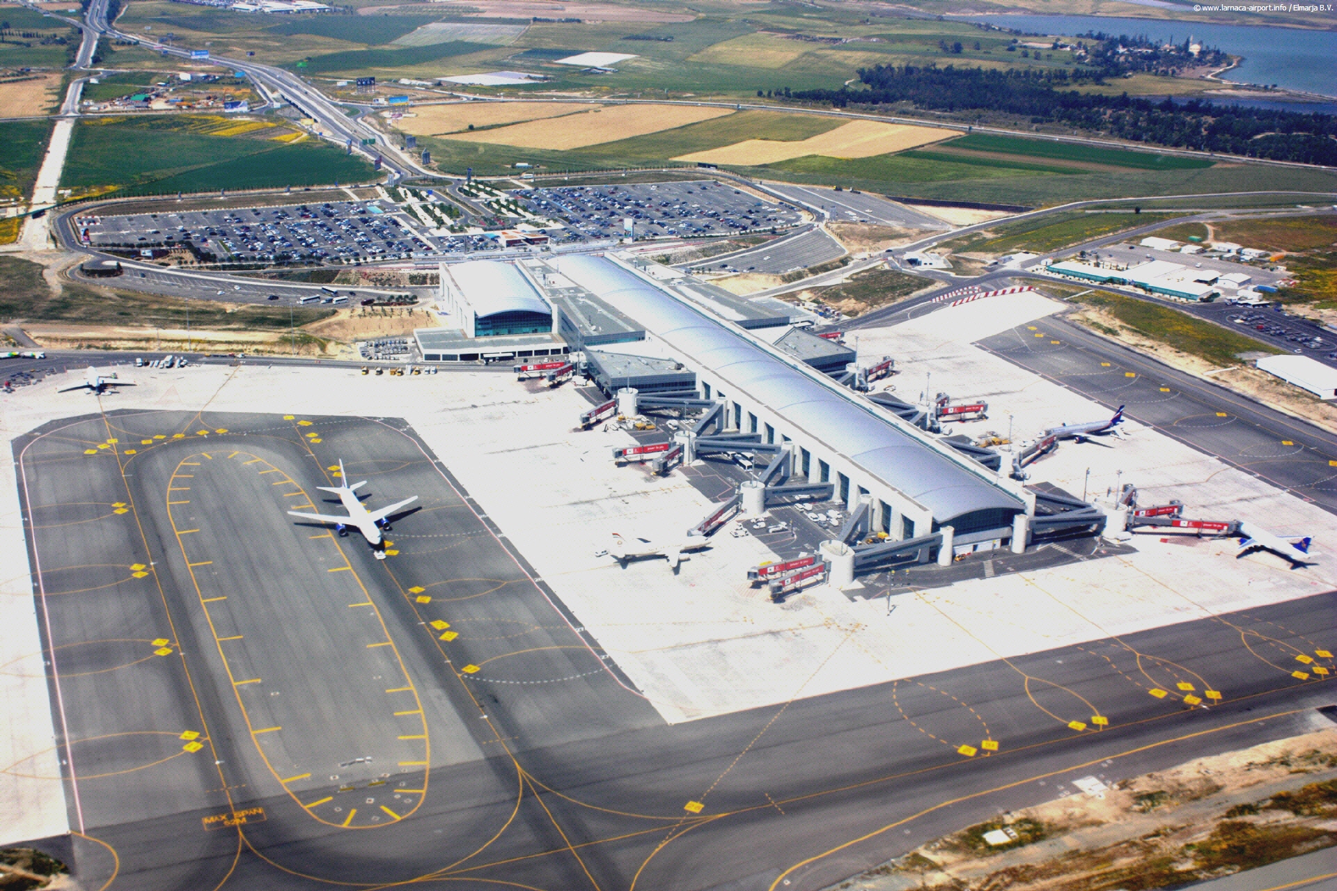 larnaca_international-airport - AIRLIVE