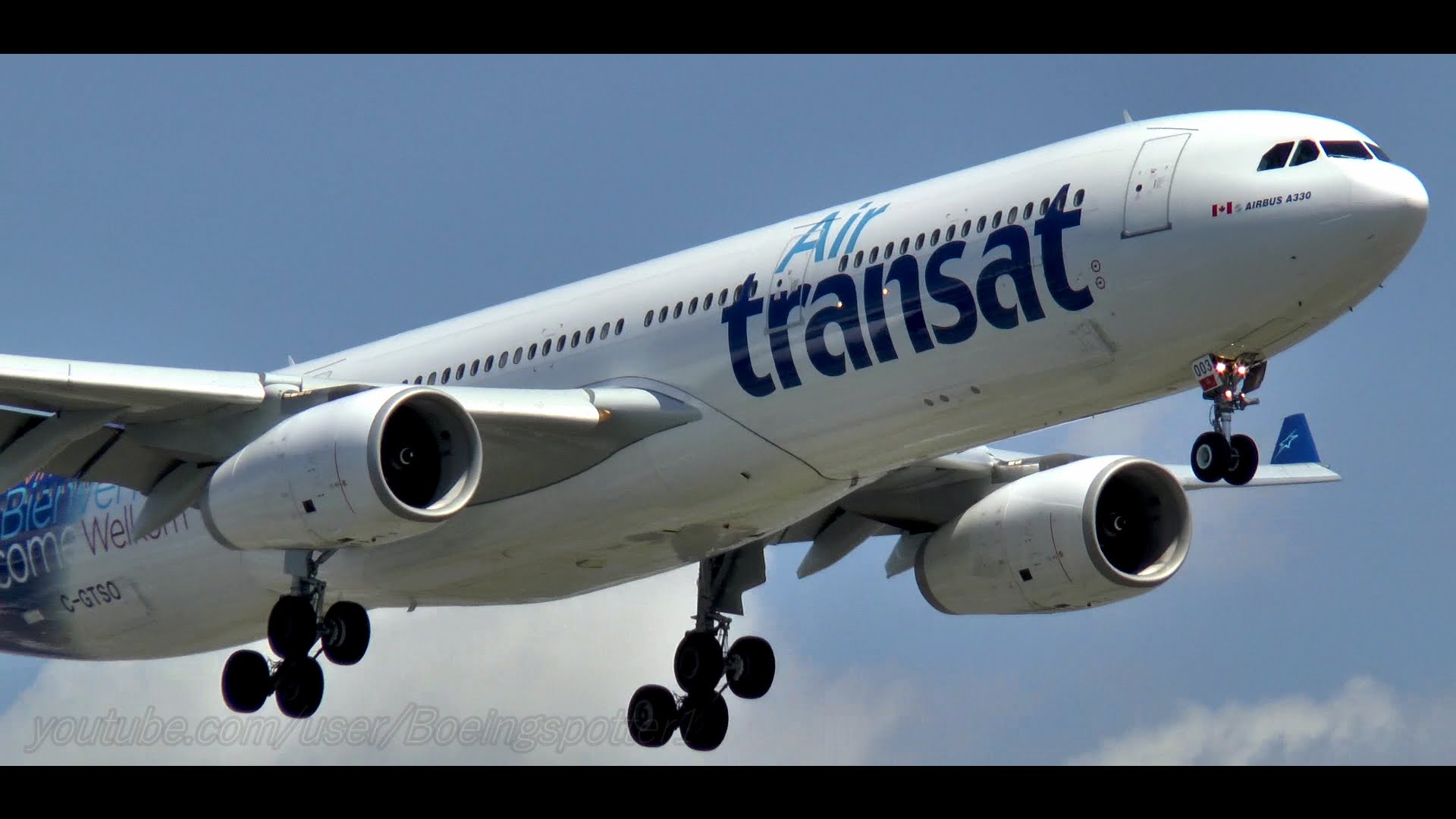 VIDEO Air Transat A330 Landing & Takeoff in Montreal